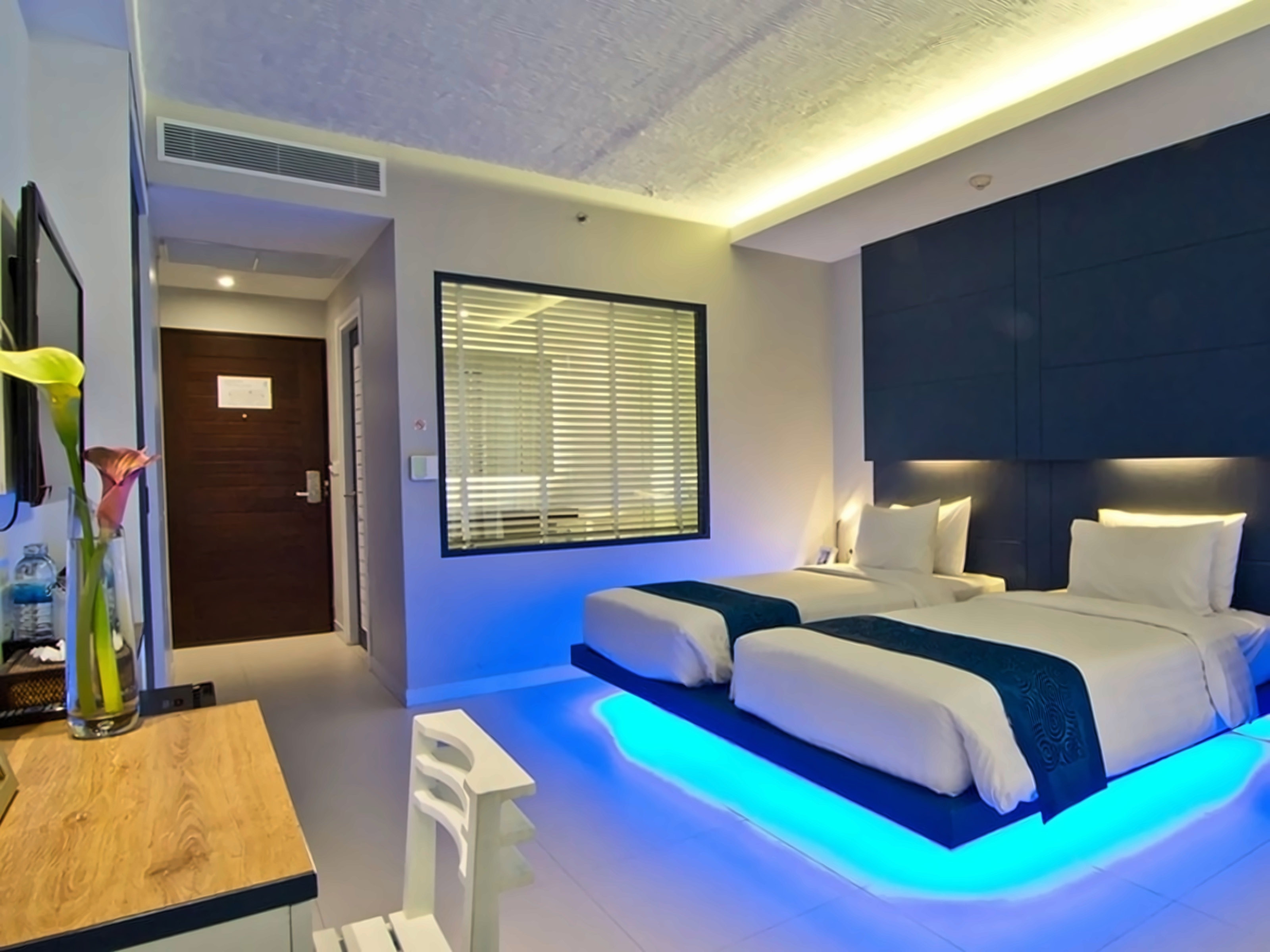 Sea Sun Sand Resort & Spa Phuket Patong Таиланд photo, price for the ...