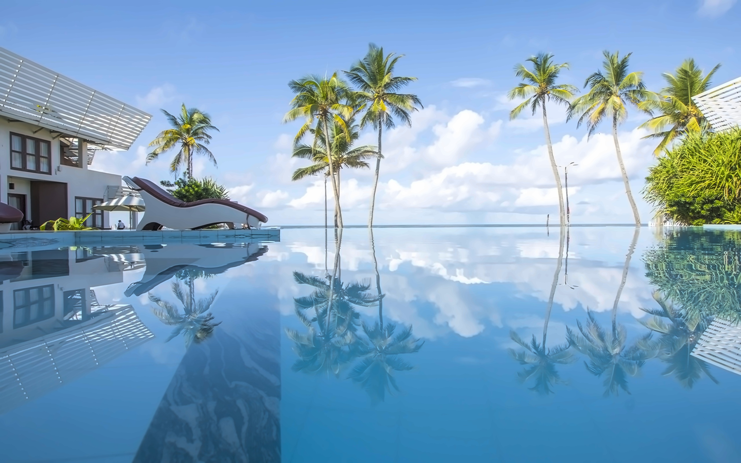 Avenra Beach Hikkaduwa West coast - Hikkaduwa Sri Lanka photo, price ...