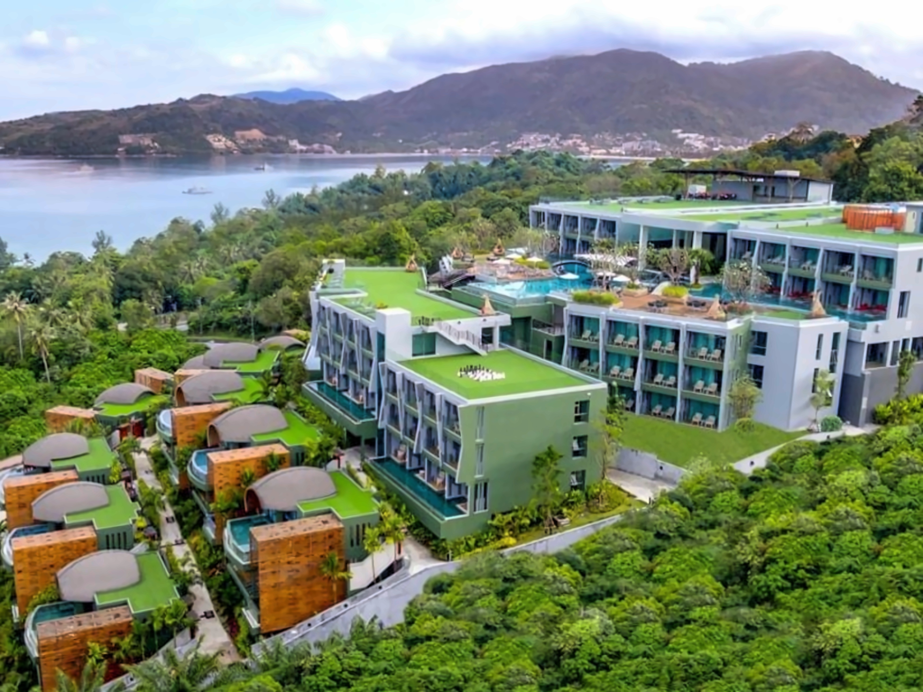 Crest Resort & Pool Villas Phuket Patong Таиланд photo, price for the ...